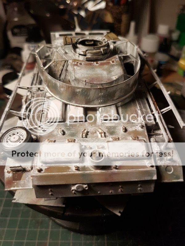 Pz.Bef.Wg III Ausf.J w/schurzen Dragon 6570 - Page 3 - International ...